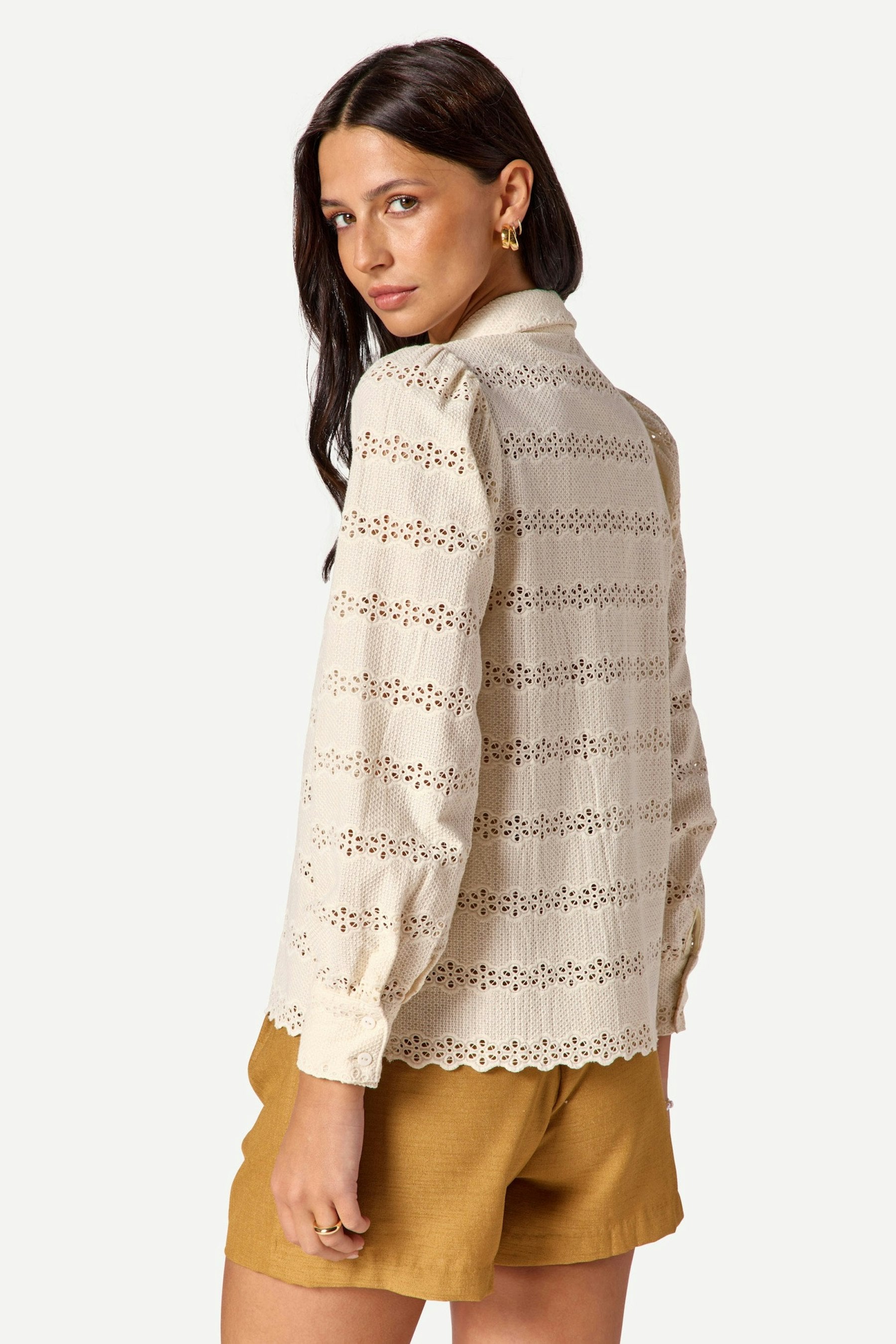 Axara Paris – Blouses & Tops